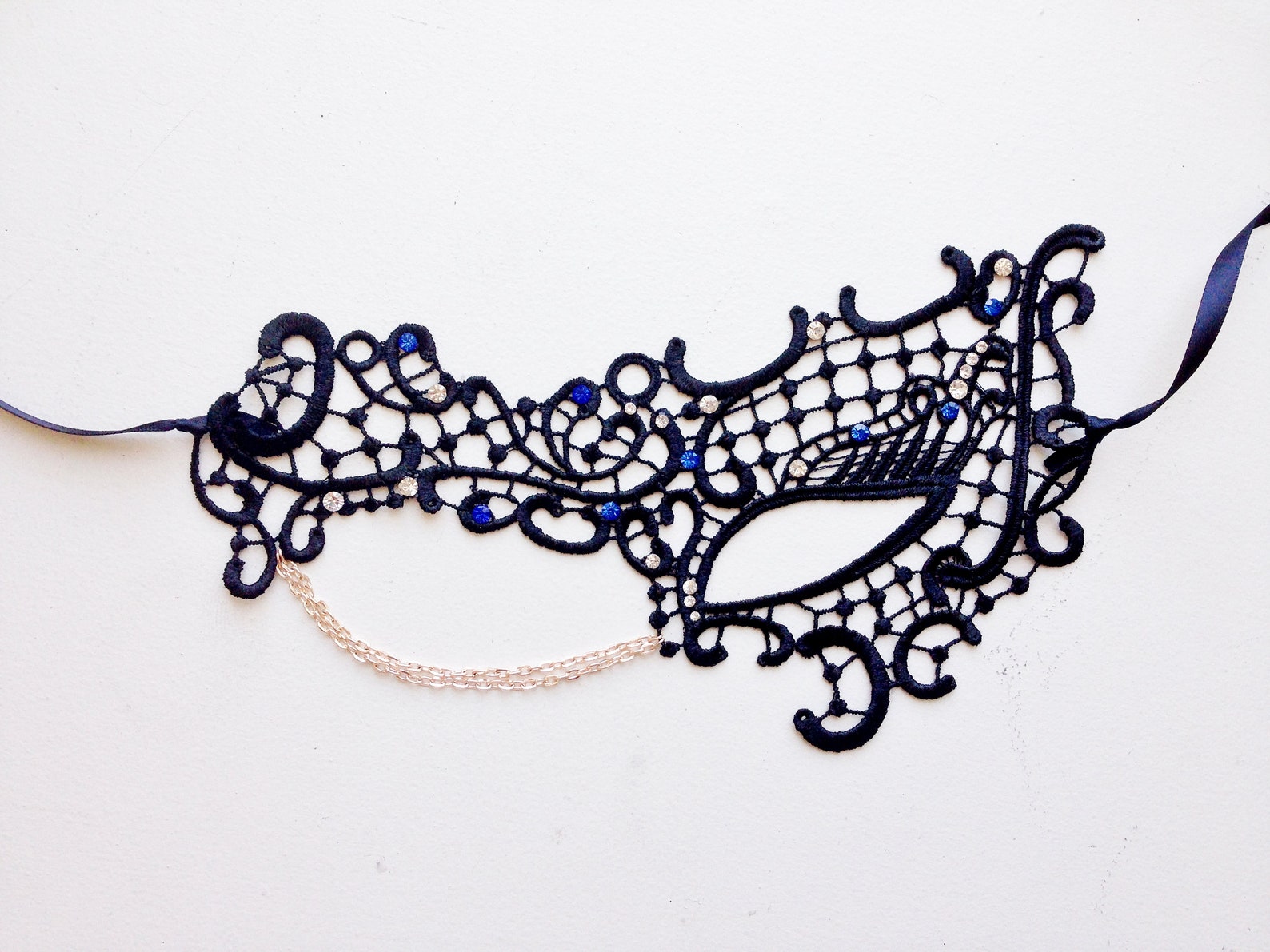 Masquerade Mask With Chains, Half Face Masquerade Mask, Mardi Gras ...