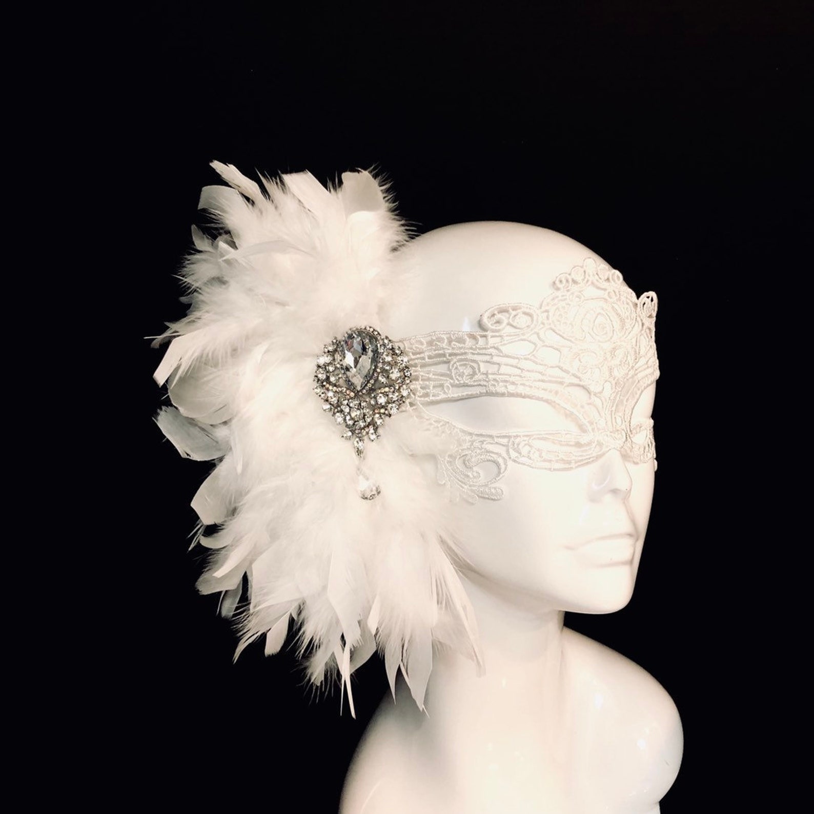 White Masquerade Masks Woman- Diner En Blanc Masks - Wedding Masks ...