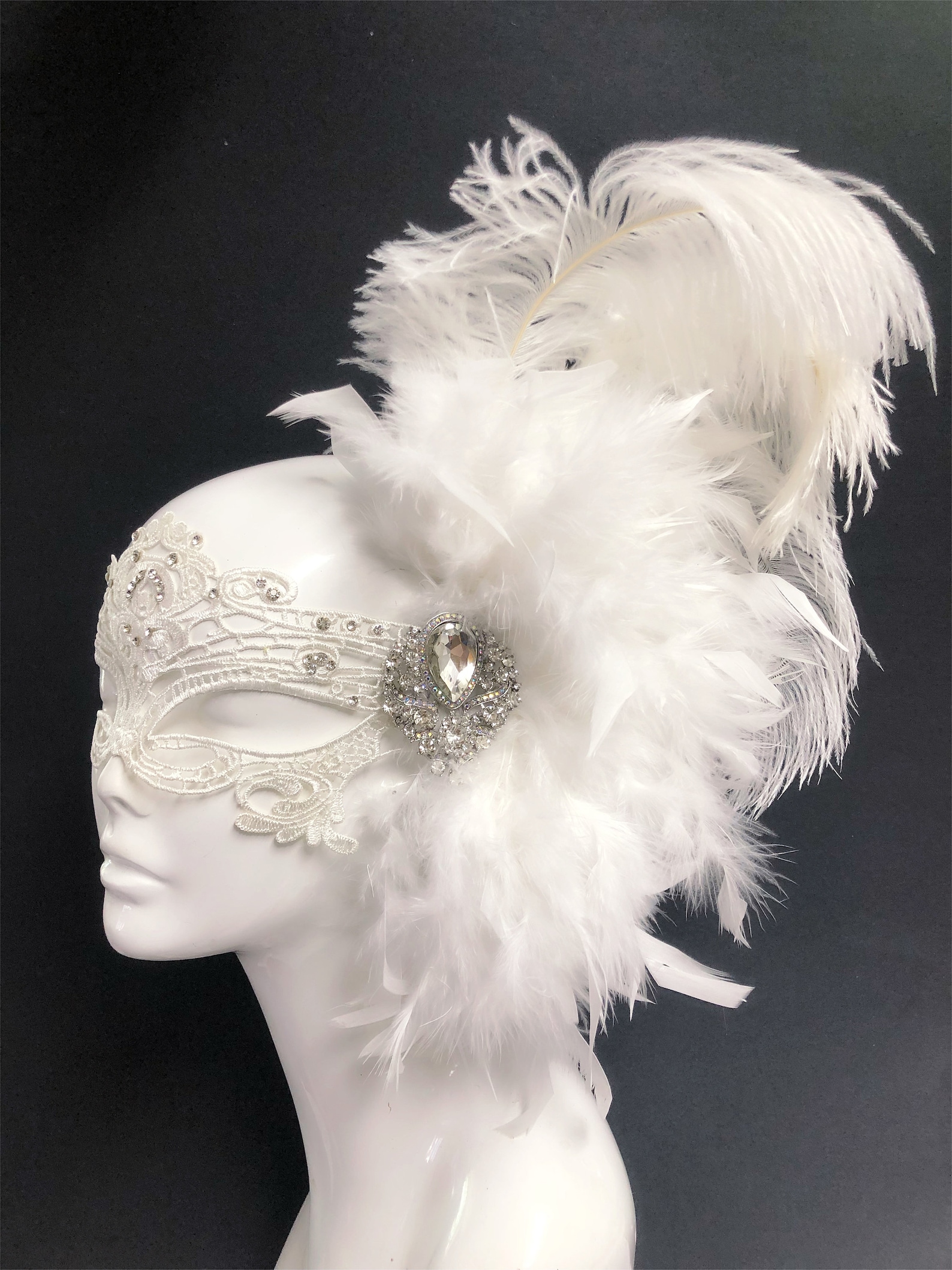 White Masquerade Mask Woman Diner En Blanc Masks White Wedding Masks ...