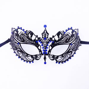 Elegant Black Womens Masquerade Mask, Black Feather Elegant Mask Woman ...