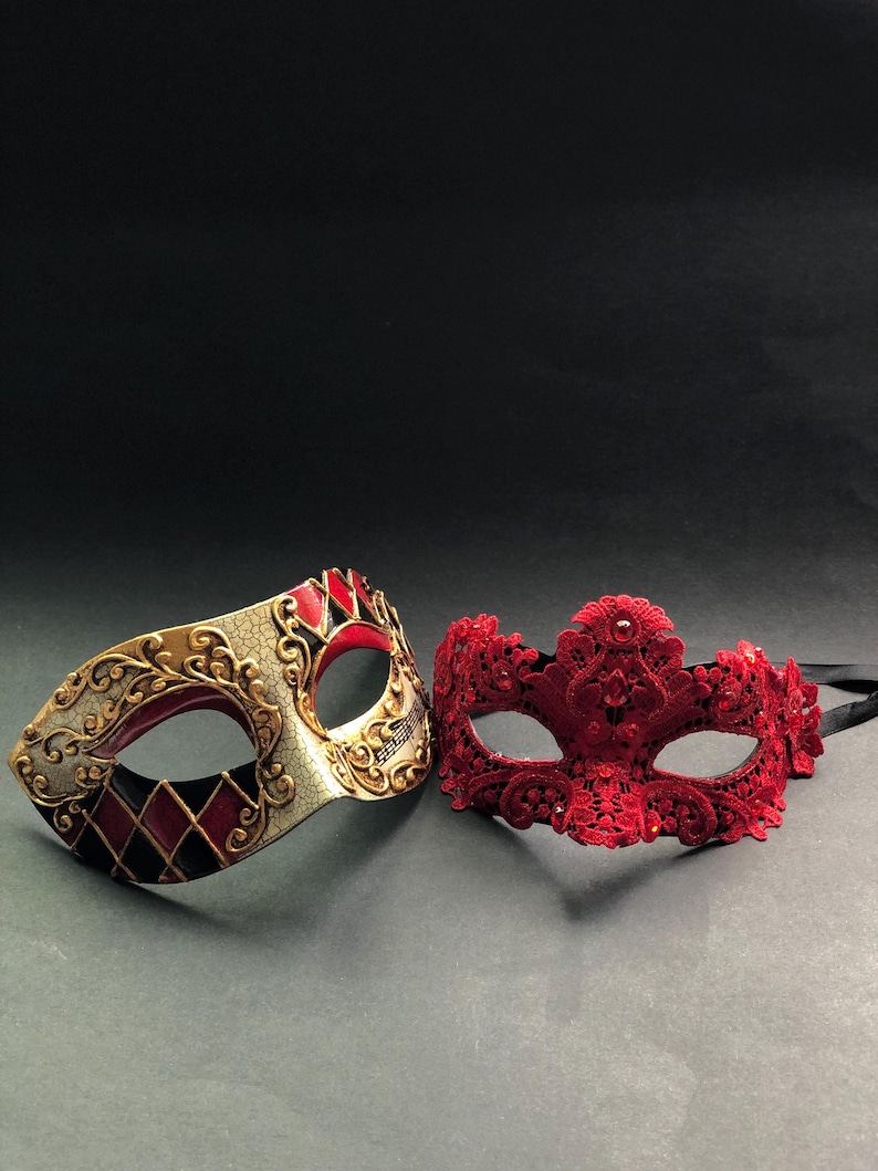 Red Gold Black Harlequin Couples Masquerade Mask Set With Feathers - Etsy