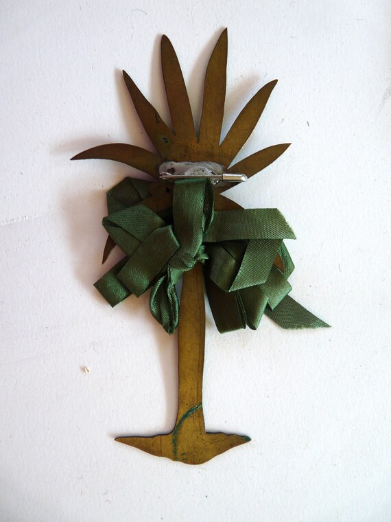 Coconut palm tree brass Victorian antique brooch pin … - Gem