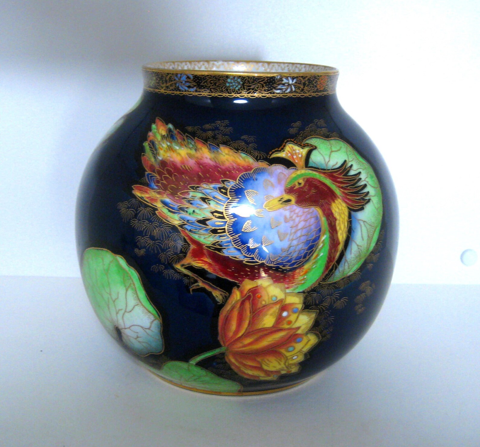 Carlton Ware Crested Bird and Water Lily 7 Inch Art Deco Vase on Powder ...