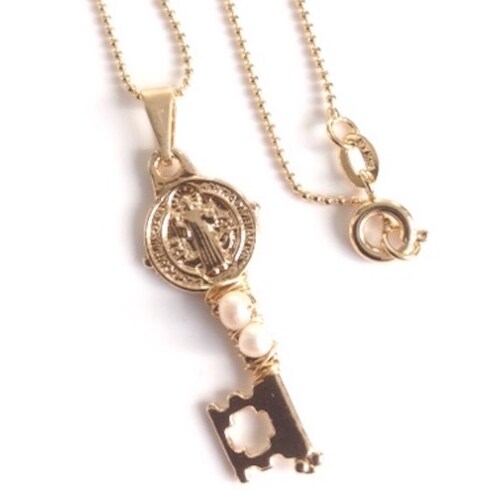 St. Susanna Catholic Necklace Christian Medal Pendant Patron - Etsy Israel