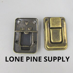 2 Latches, Antique Brass Lathes, Antique Brass Plated Latch, - Etsy