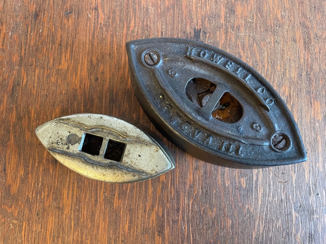 Antique Victorian Cast Iron Steel Sad Irons PAIR Vintage 1870s ...