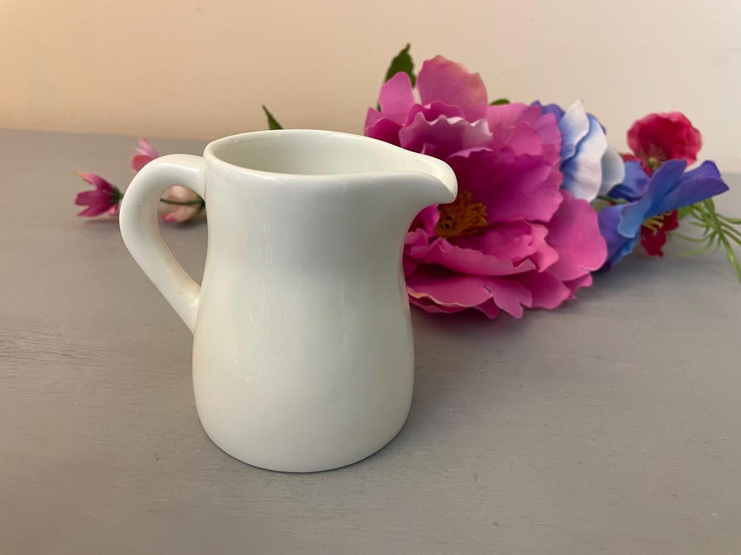 Dudson White Ceramic Creamer Vintage Stoke on Trent England - Etsy