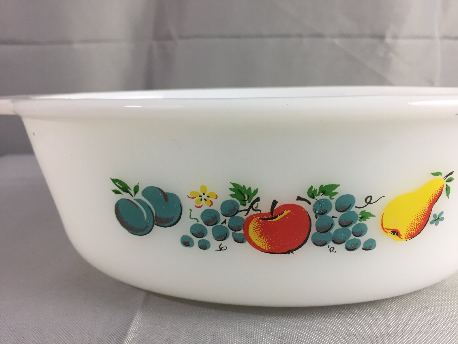 Fire King FRUIT Pattern White Milk Glass Casserole Dish 2 QT | Etsy