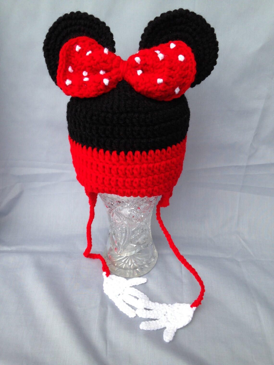 Crochet Minnie Mouse Hat, Disney Character Hat, Red Minnie Mouse Hat ...