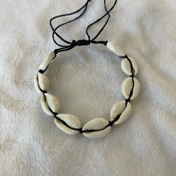 Cowrie Shell Necklace - Etsy