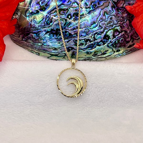Wave Pendant - Etsy