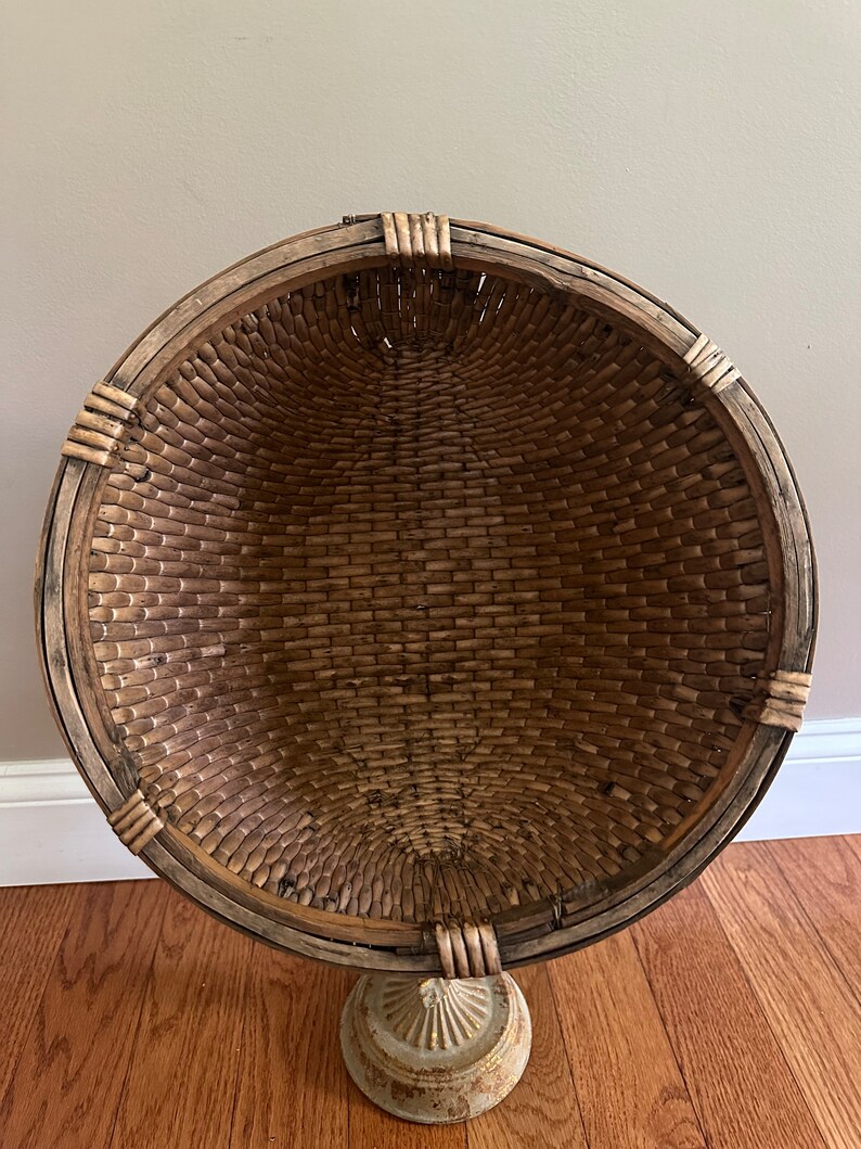 Vintage Chinese Hand Woven Reed Willow Basket 10x13 Bamboo Trim Round ...