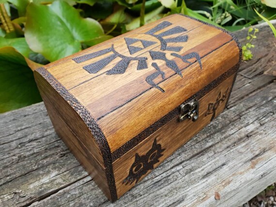 Legend of Zelda inspired chest with drop latch Majoras mask | Etsy