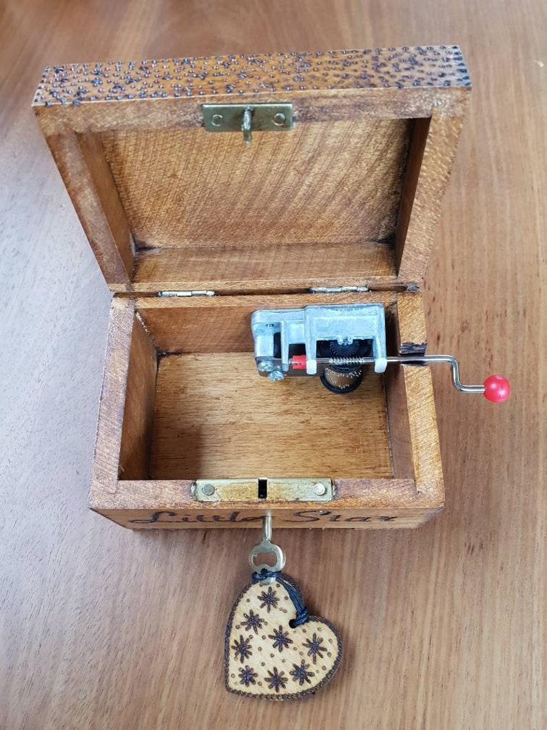 Twinkle Twinkle Little Star Music Box New Baby Gift. Unique - Etsy UK