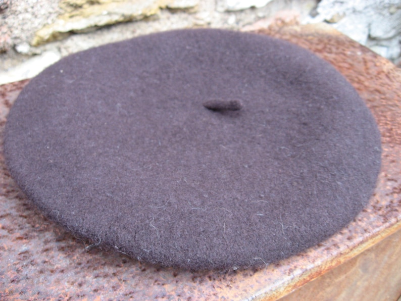 Vintage CLASSIC FRENCH BERET of Traditional Design in Wool. - Etsy