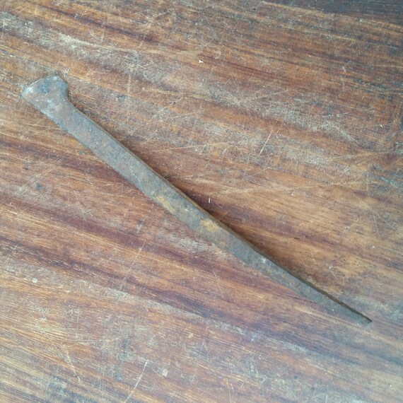 Antique BLACKSMITH BARN SPIKE Triangular Head Square Shank. | Etsy