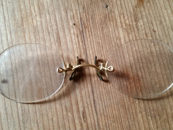 Antique LUX PINCE NEZ with original hard shell case, … - Gem