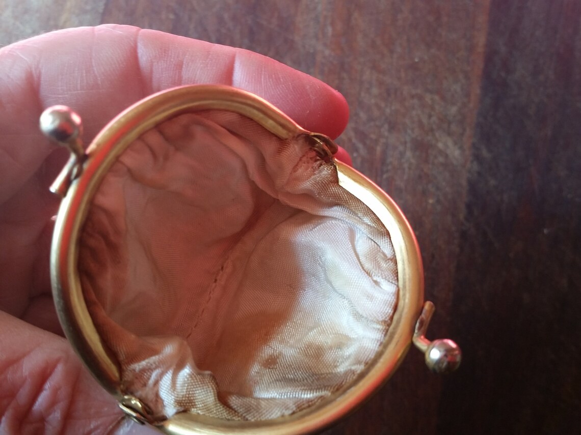 Antique EDWARDIAN COIN PURSE in Soft Leather of Ecru White and | Etsy