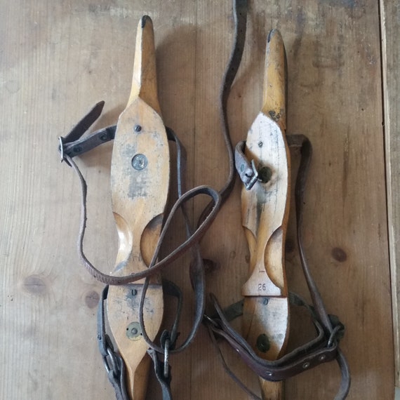 Ice skates that attach to shoes store