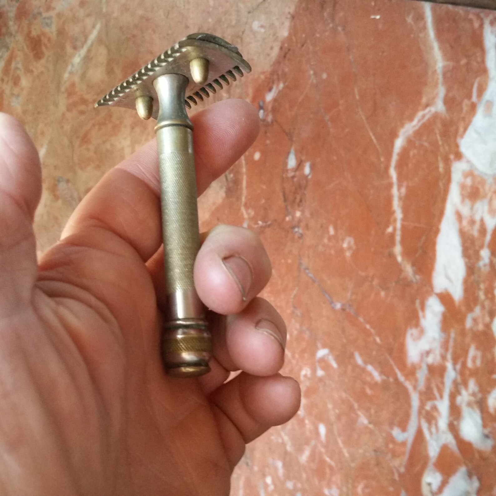 WW1 GILLETTE SAFETY RAZOR, Brass, Open Comb and Double Edged Blade ...