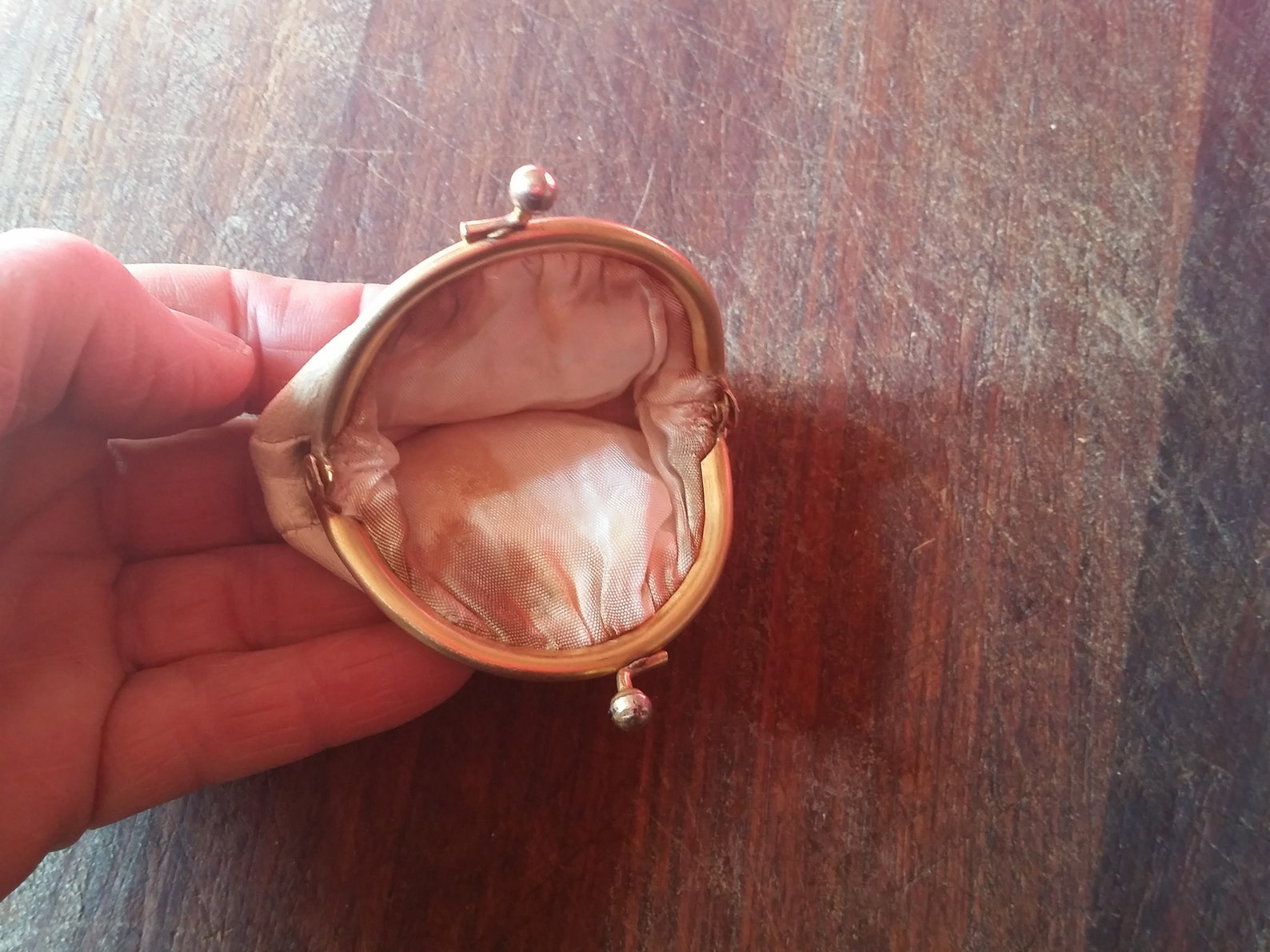 Antique EDWARDIAN COIN PURSE in Soft Leather of Ecru White and | Etsy