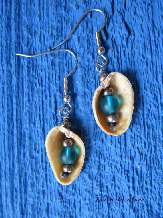 Earrings Made With Pistachio Shells and Glass Beads - Etsy