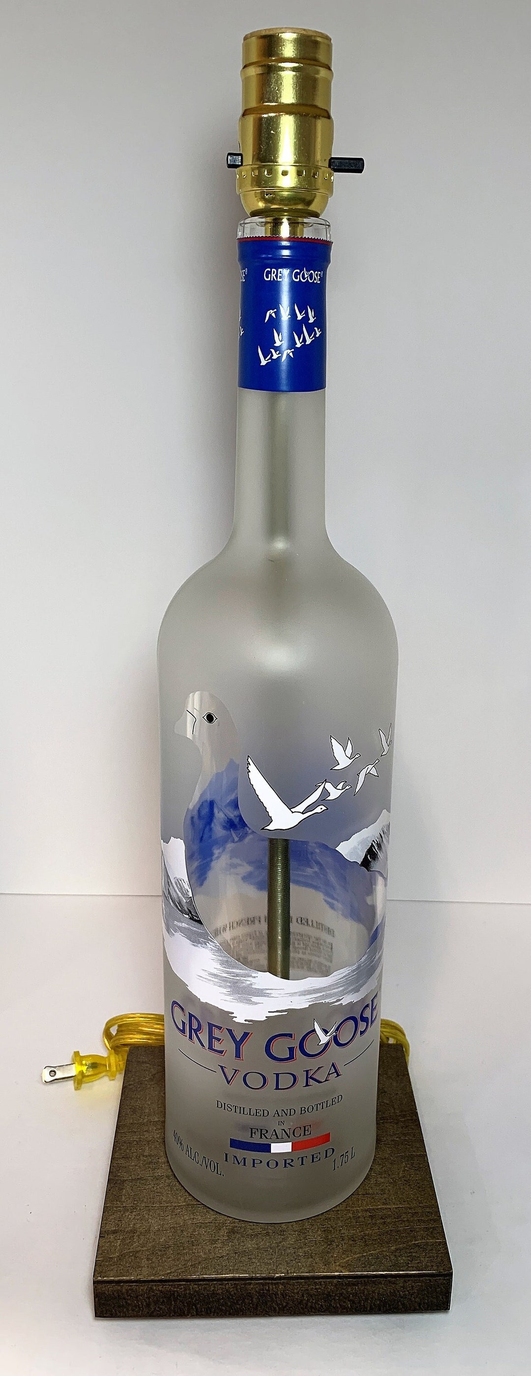 Grey Goose Vodka Large 1.75L Liquor Bottle TABLE LAMP With Wood Base ...