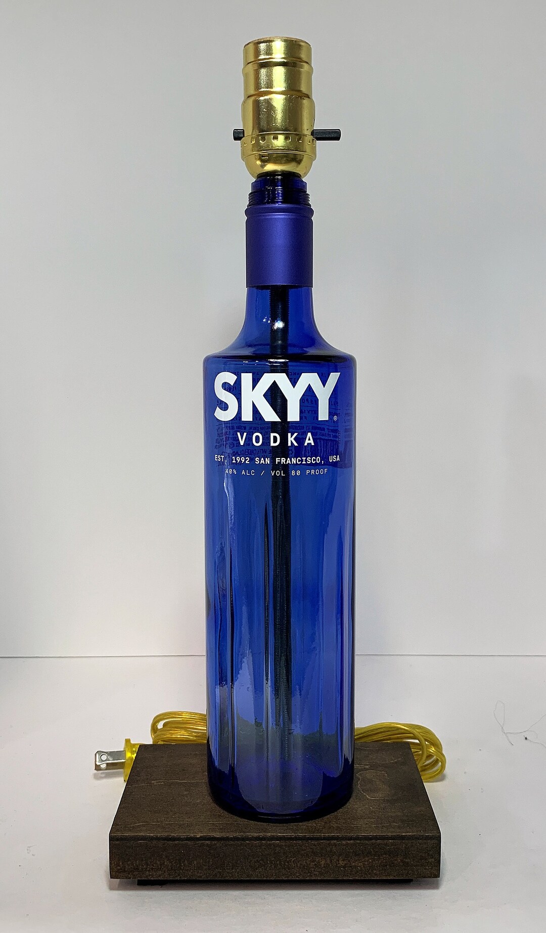 SKYY Vodka Liquor Bottle TABLE LAMP With Wood Base, Desk Accent Light ...