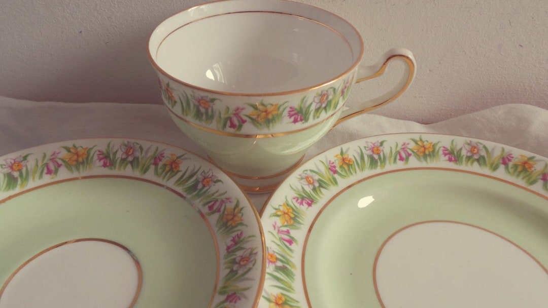 Stunning Vintage Clare English Bone China Green Floral Tea Set Trio for ...