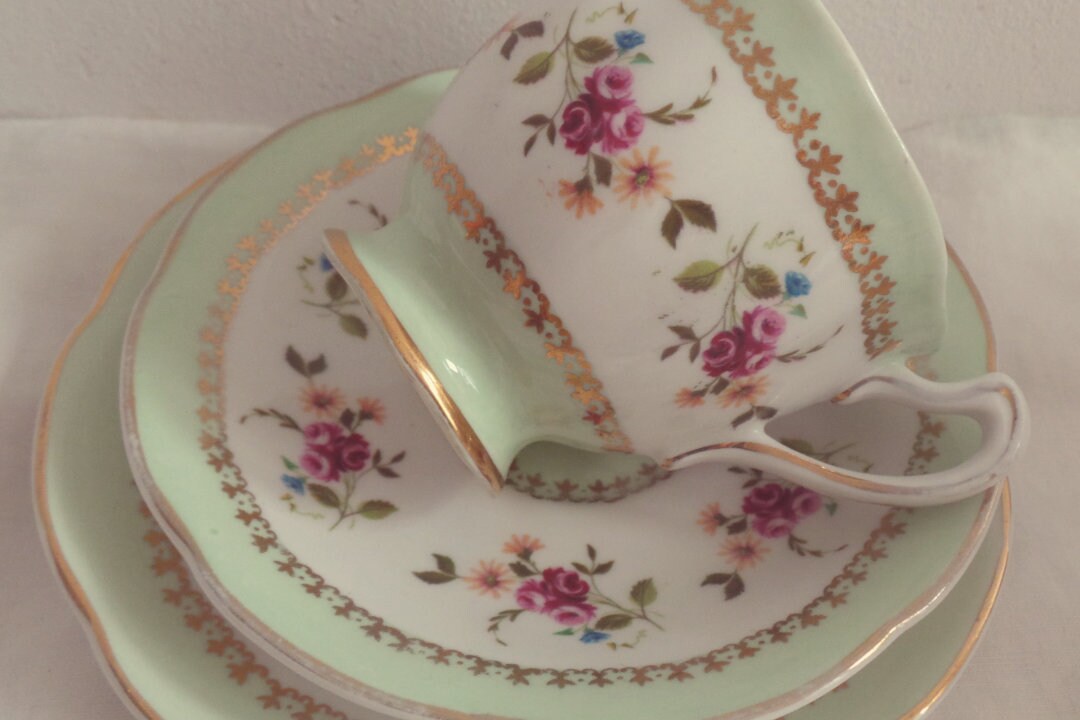 Very Pretty Vintage Green Floral Tea Set, Fine Bone China Tea Set Trio ...