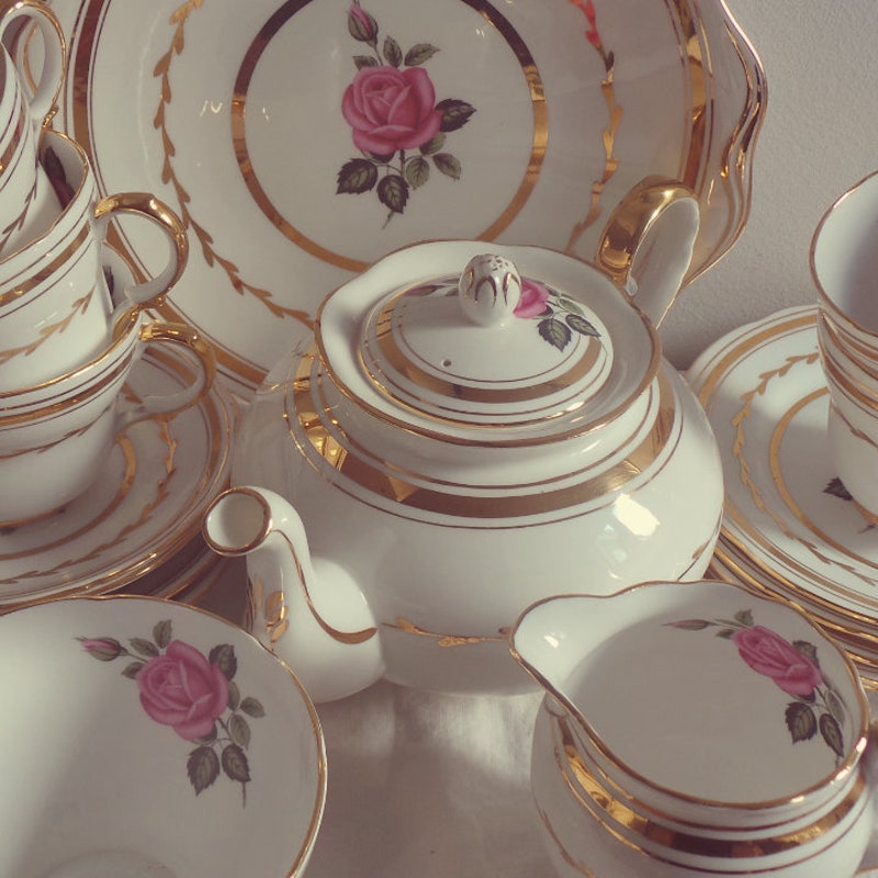 English Tea Set - Etsy UK
