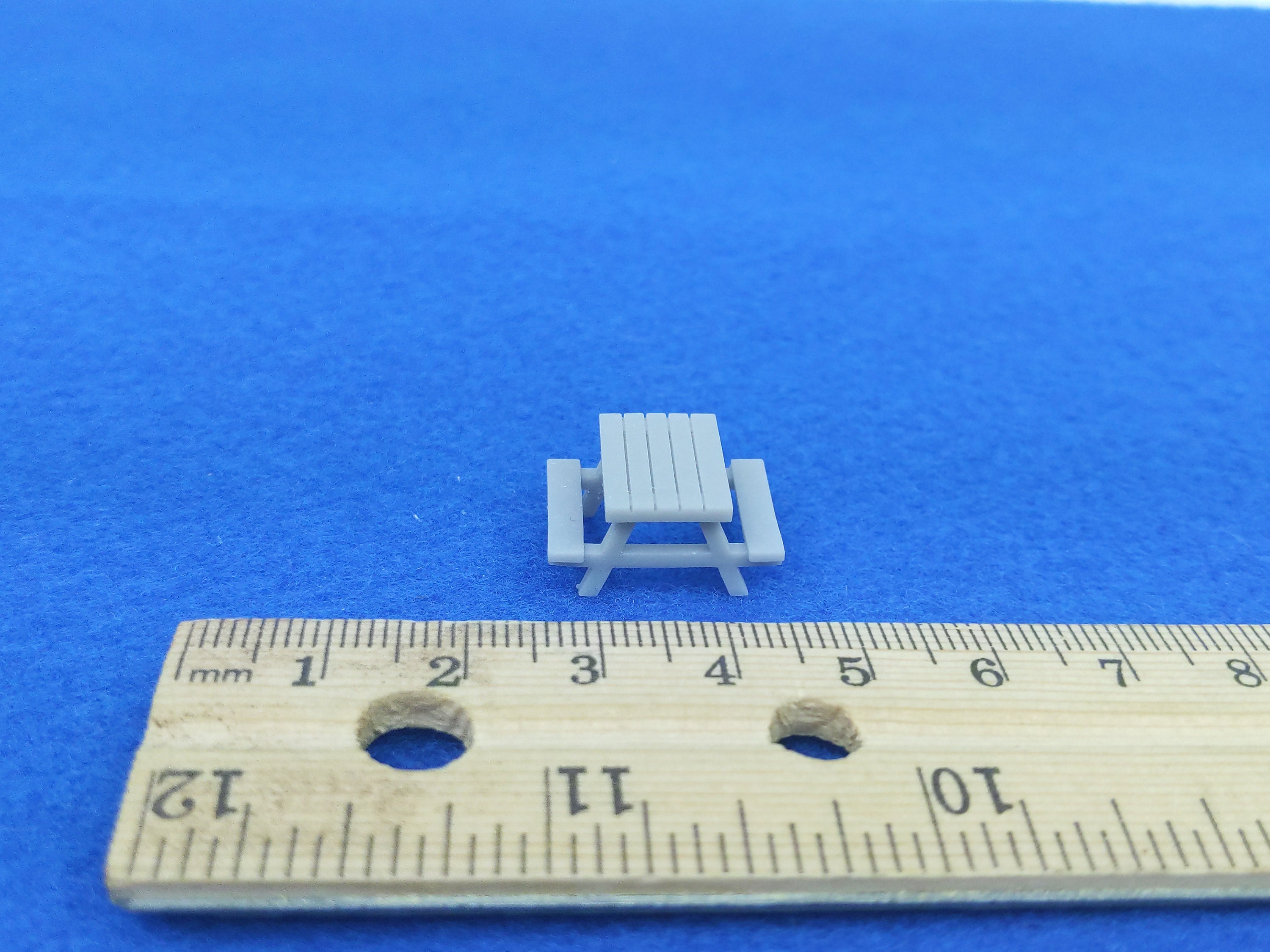 HO Scale 1:87 - 6 NEW Picnic Tables (3 Long, 3 Short), Fully Assembled ...