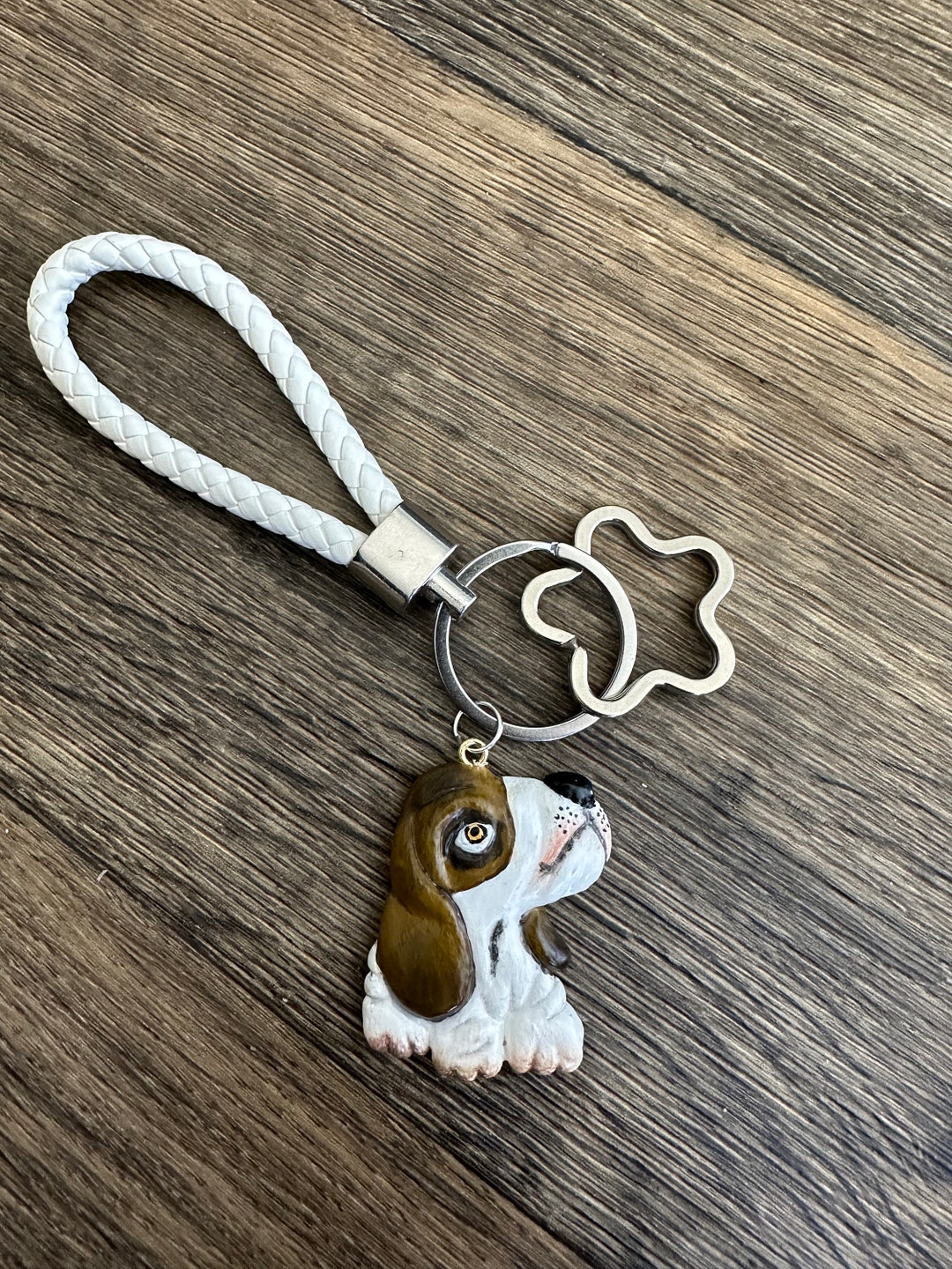 Basset Hound Keychain / Basset Hound Key Chain / Basset Hound Dog Porcelain Handmade / Basset ...