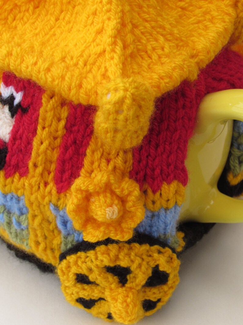 Teacosyfolk's Royal Golden State Coach Tea Cosy Knitting Pattern to ...