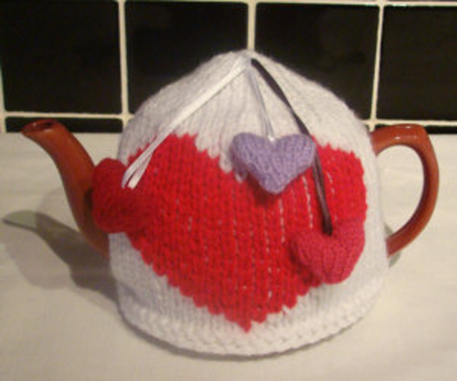 Mix and Match Love Heart Tea Cosy Knitting Pattern - Etsy UK