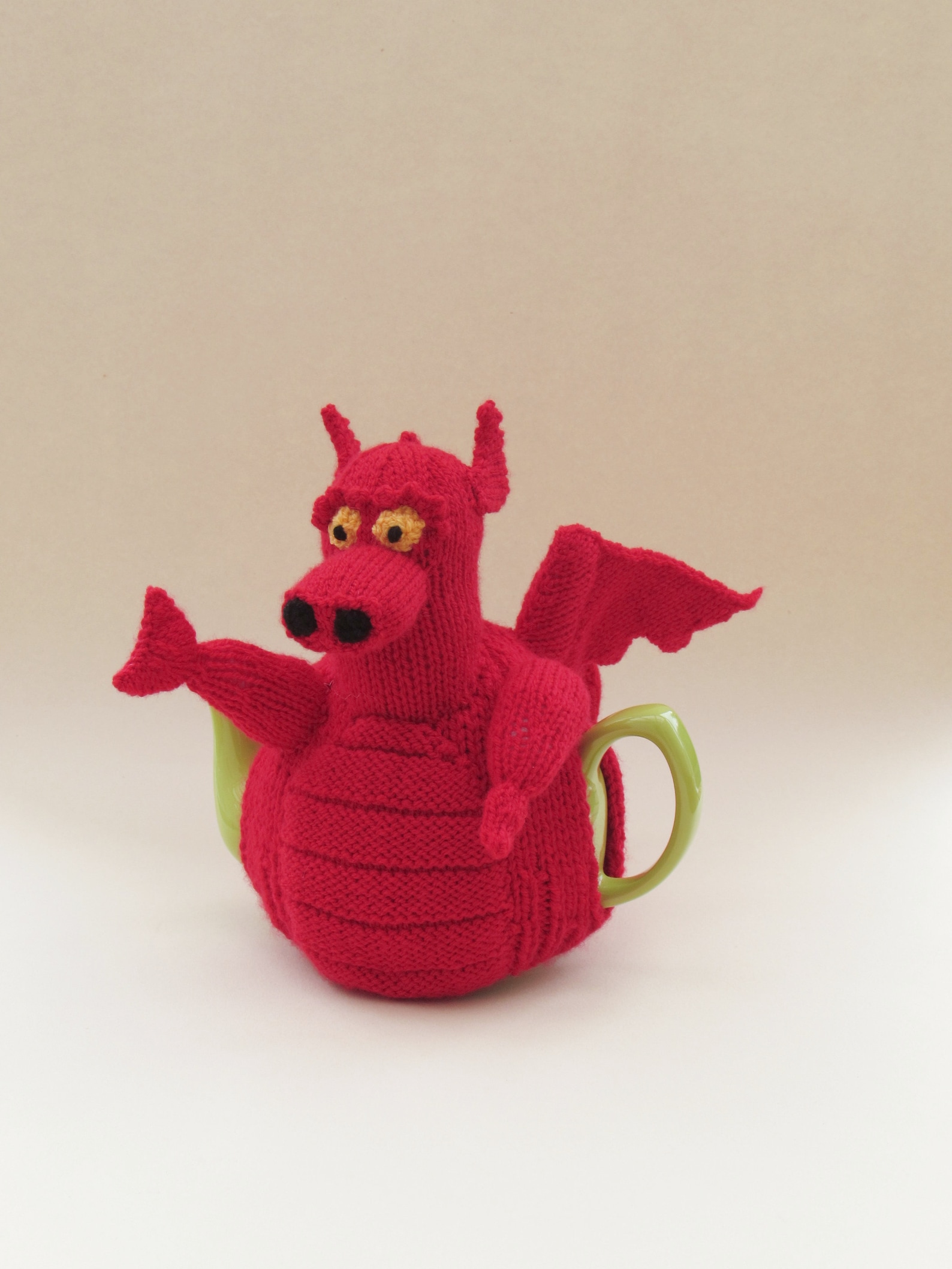 Welsh Dragon Tea Cosy Knitting Pattern | Etsy