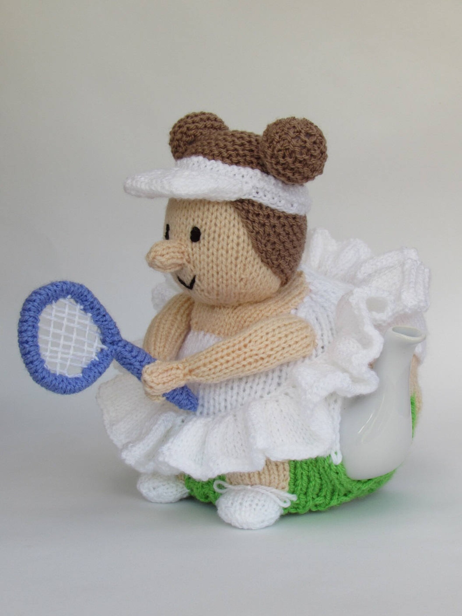 Wimbledon Tennis Player Tea Cosy Knitting Pattern - Etsy