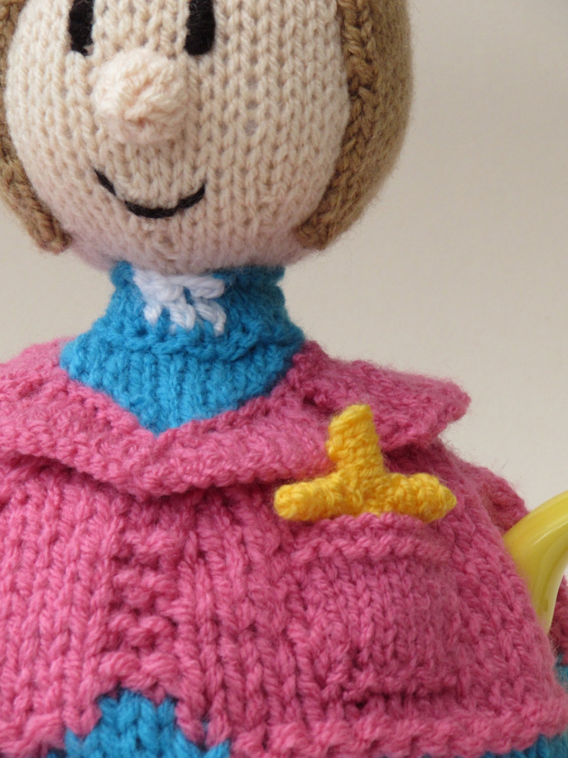 Lady Vicar Tea Cosy Knitting Pattern - Etsy