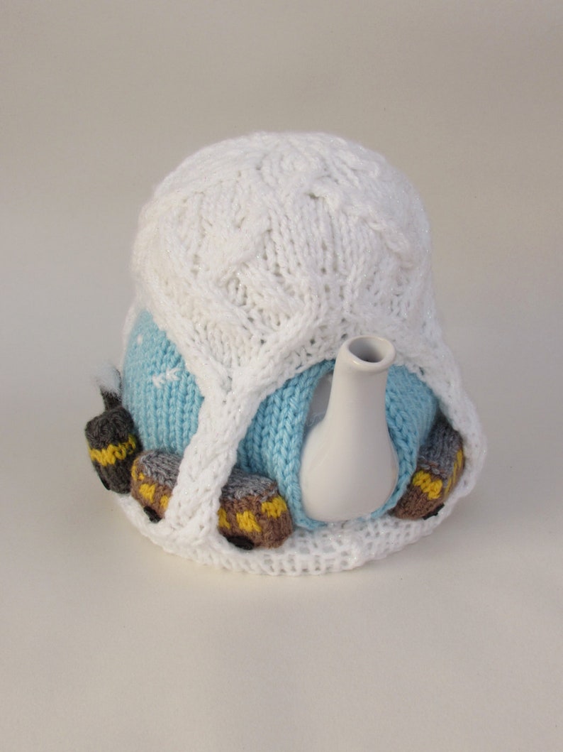 Christmas Steam Train Tea Cosy Knitting Pattern | Etsy