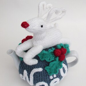 Noël Rudolph Tea Cosy, Egg Cosy and Mug Warmer Set - Etsy