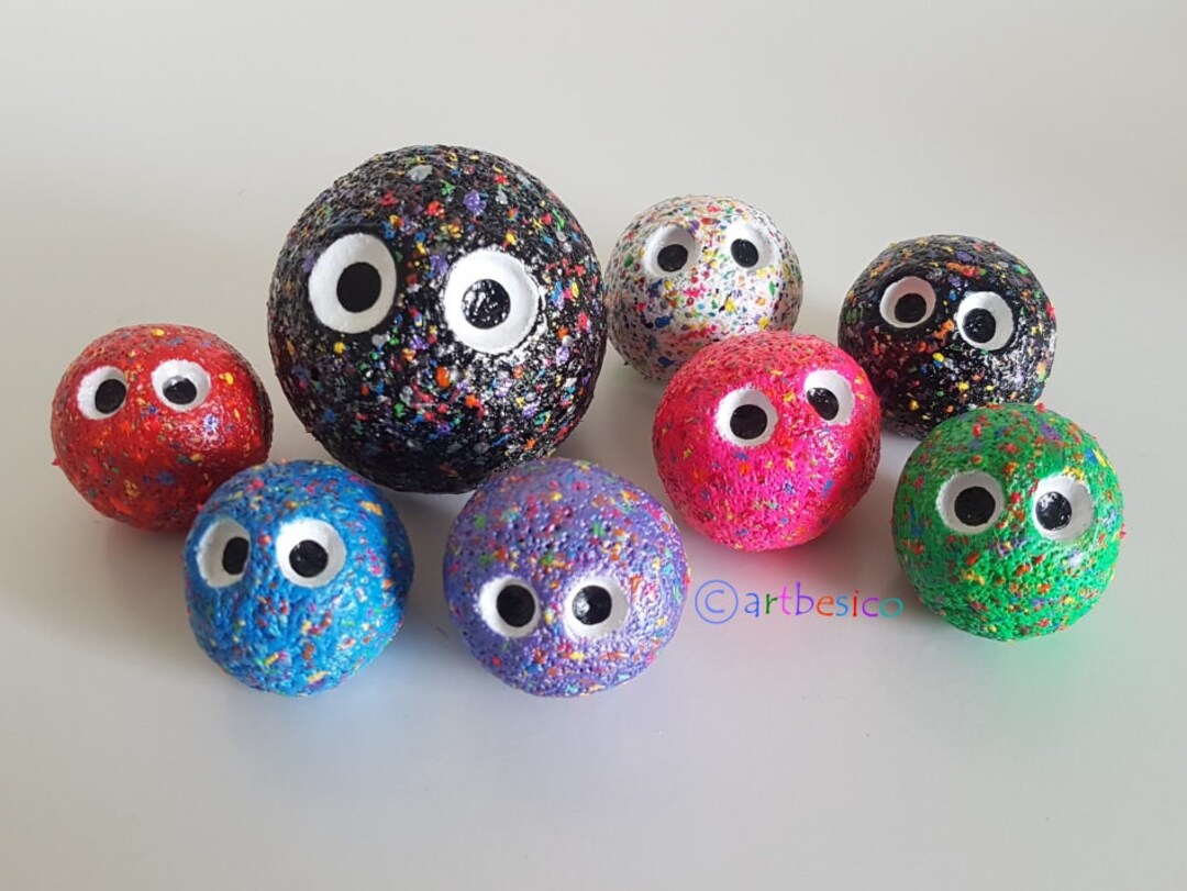 Art-boo-boo Rock - Round Clay Figurine, Minimalistic, Whimsical Sweet ...