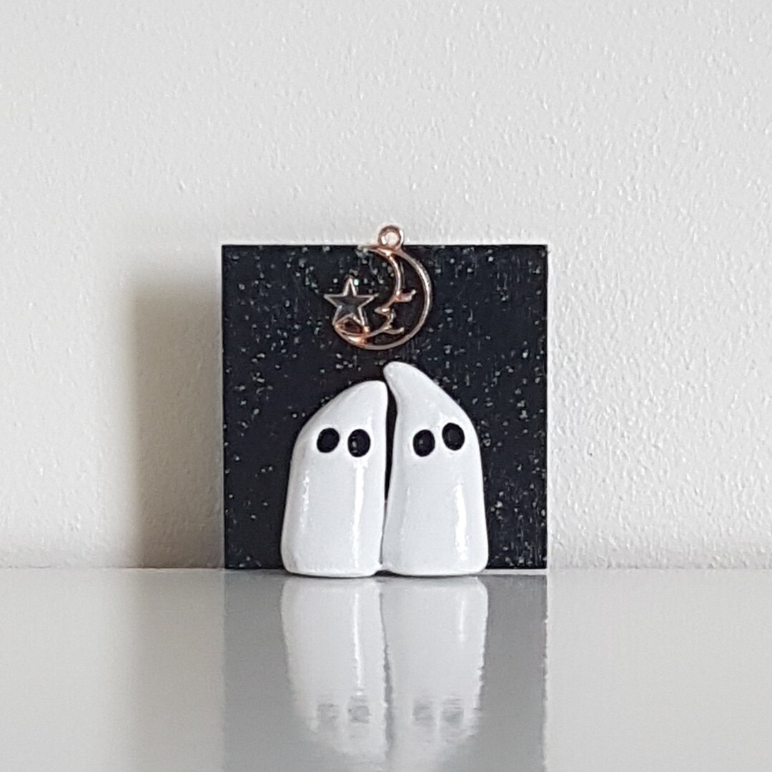 Art-boo-boo Under the Moon & Star Clay Figurines, Minimalistic Style ...