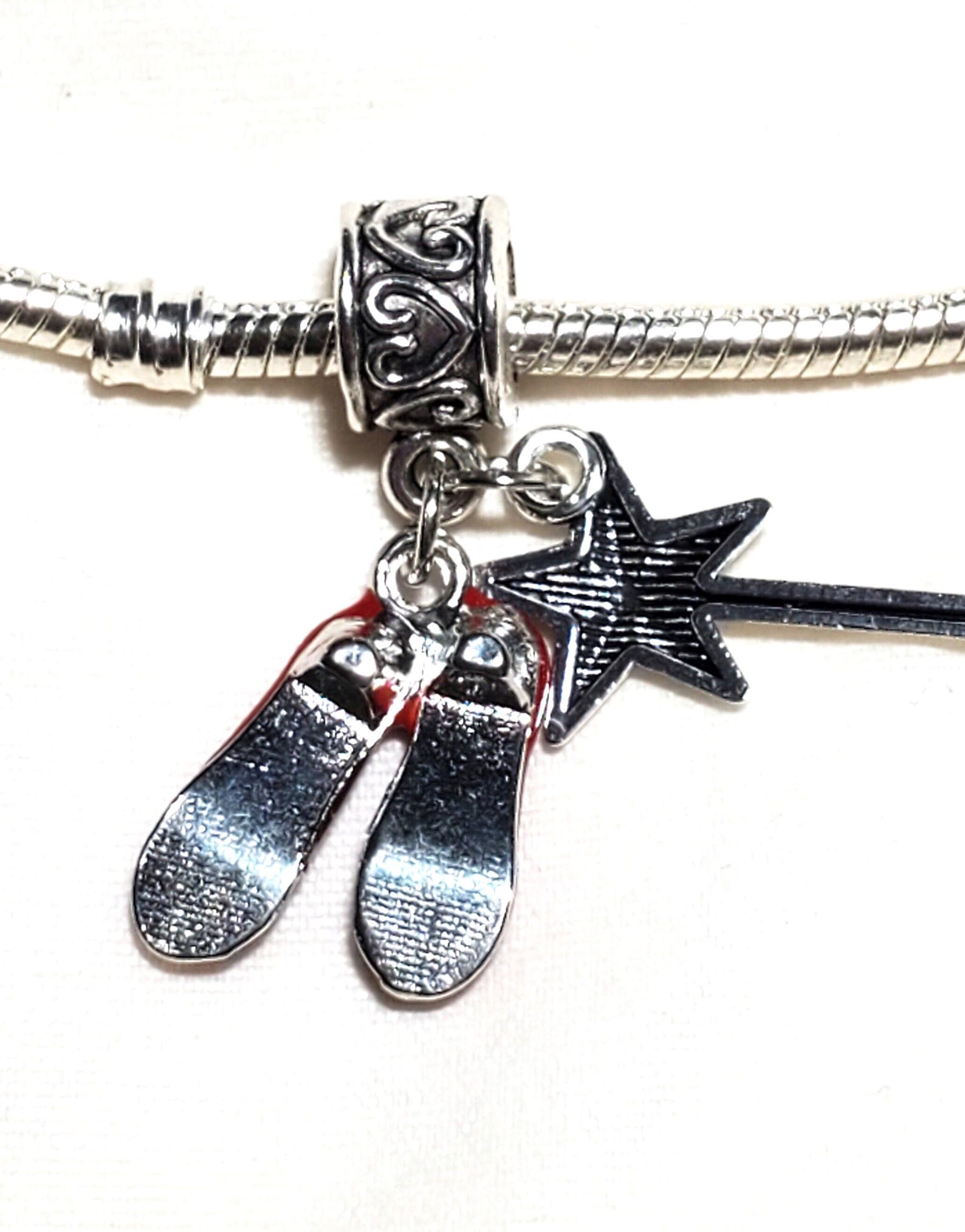 Wizard of Oz Ruby Red Slippers Charm, Glenda's Magic Wand Fits European ...
