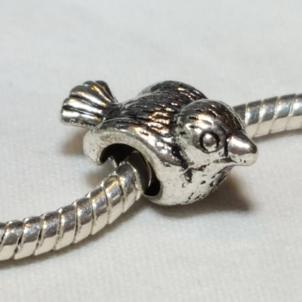 Pandora Robin Charm - Etsy UK