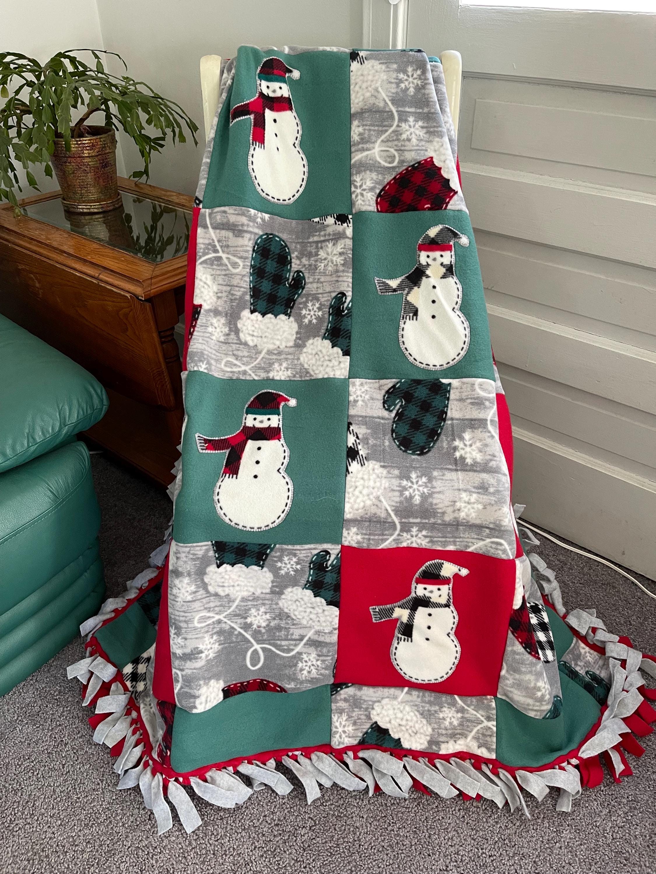 SNOWMEN FLEECE BLANKET - Etsy