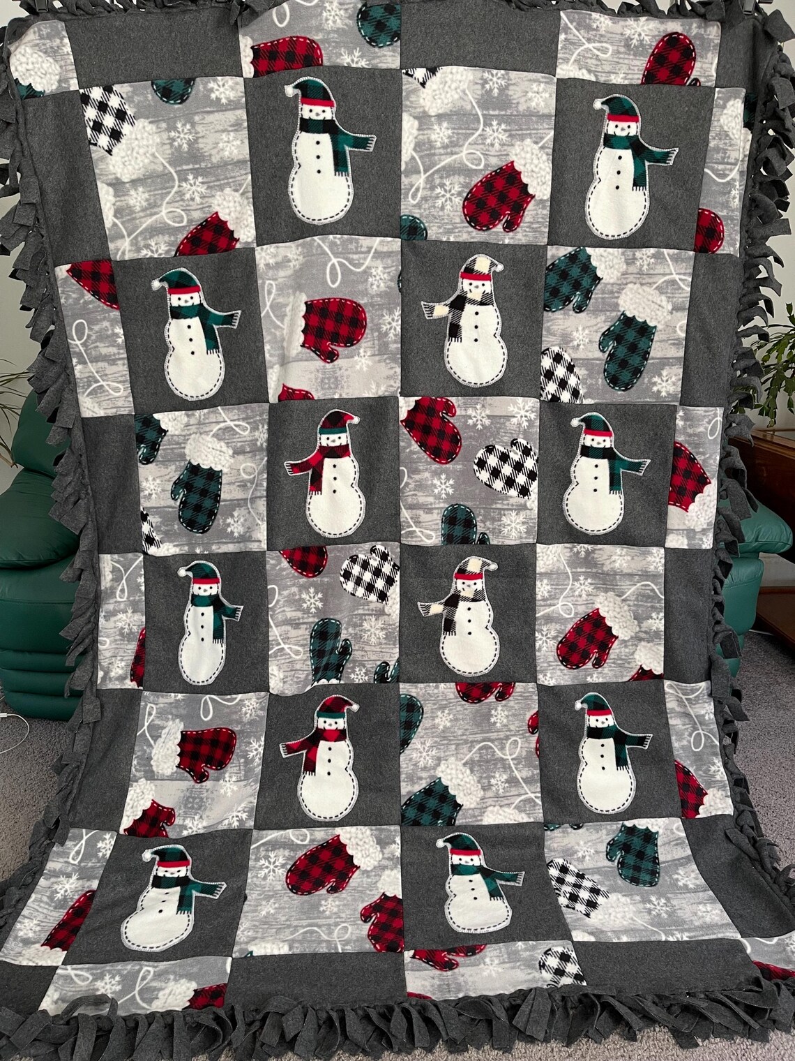 SNOWMEN FLEECE BLANKET - Etsy
