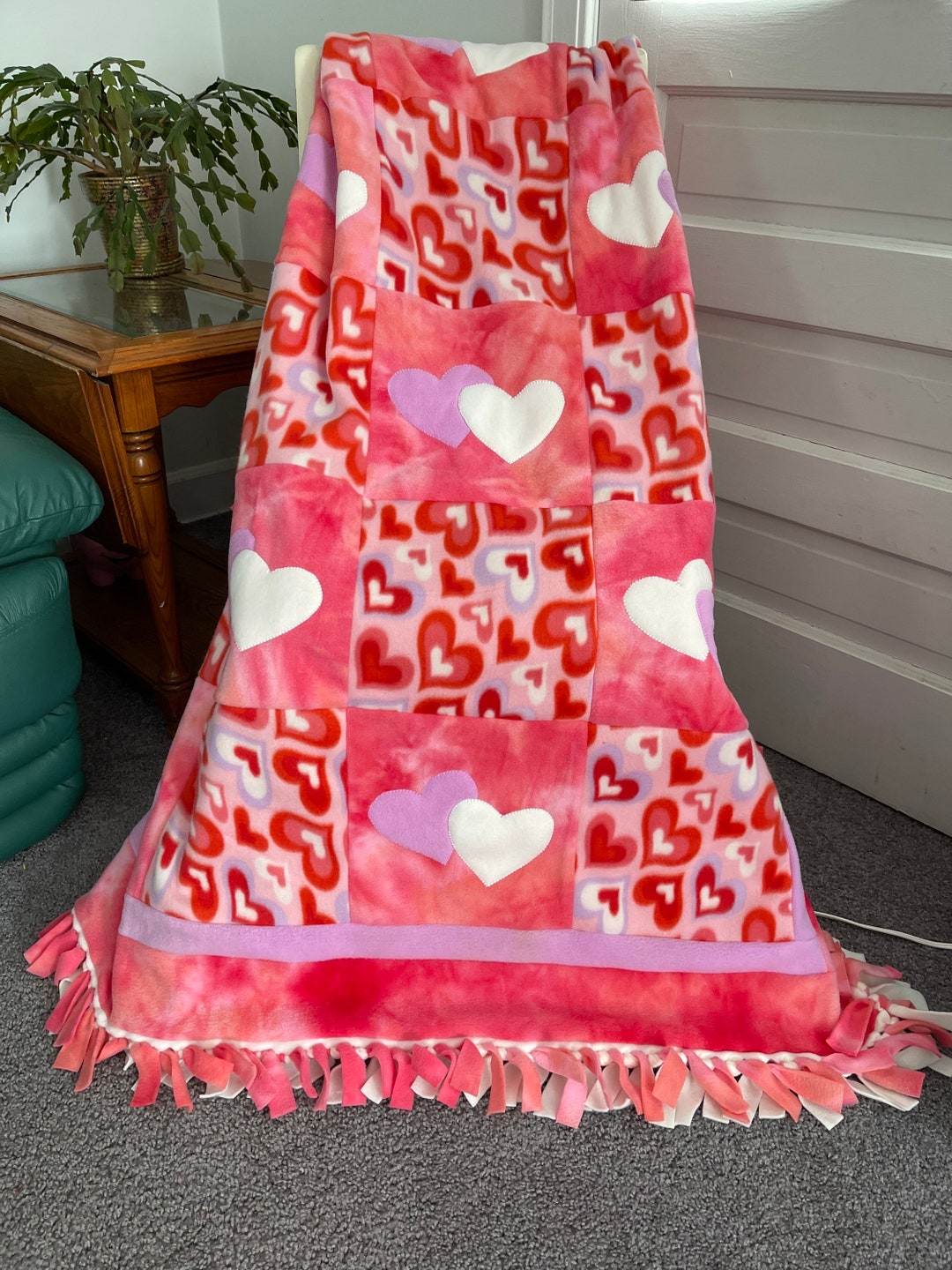 VALENTINE HEARTS FLEECE Throw - Etsy