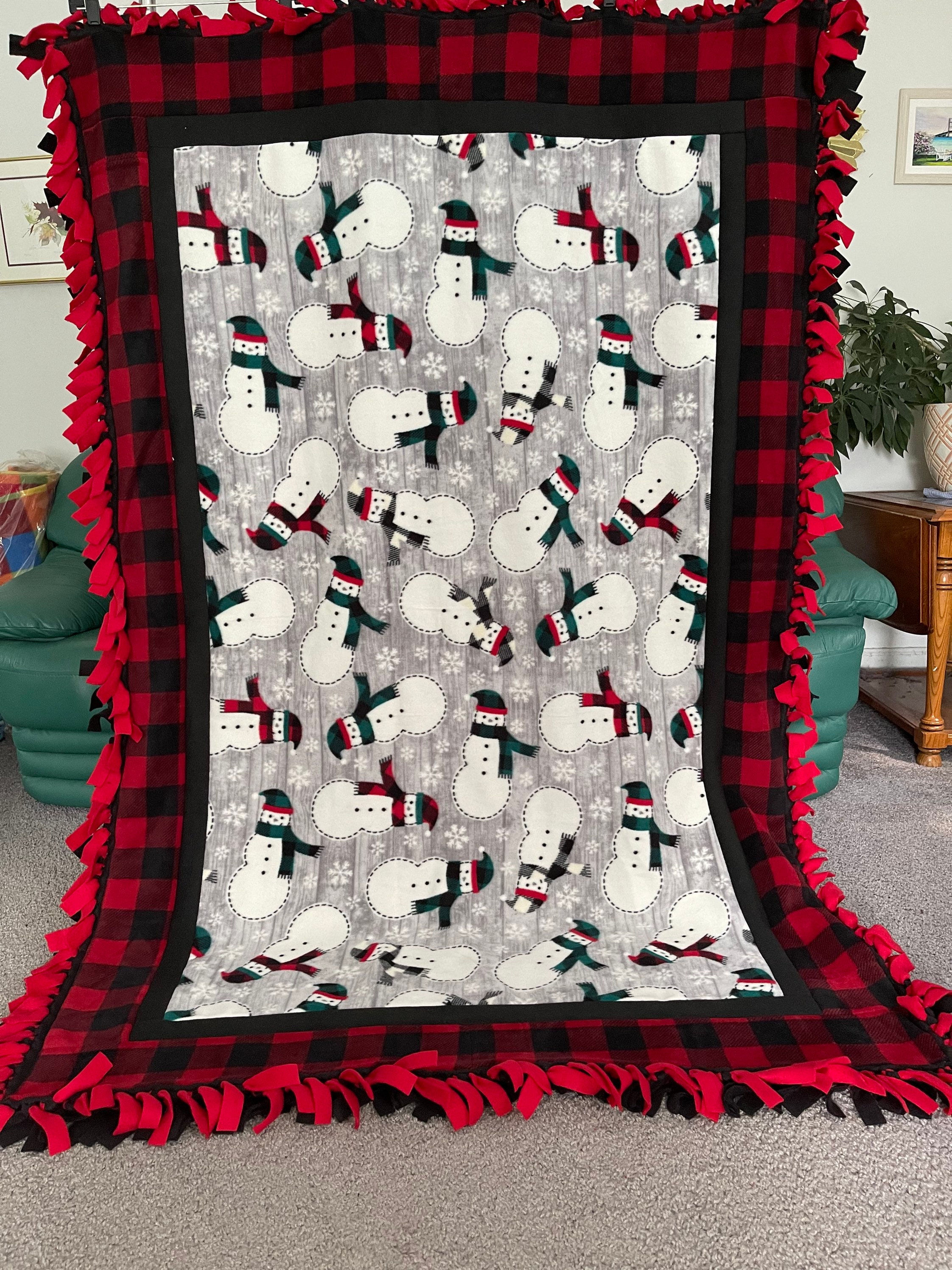 SNOWMEN FLEECE BLANKETS - Etsy