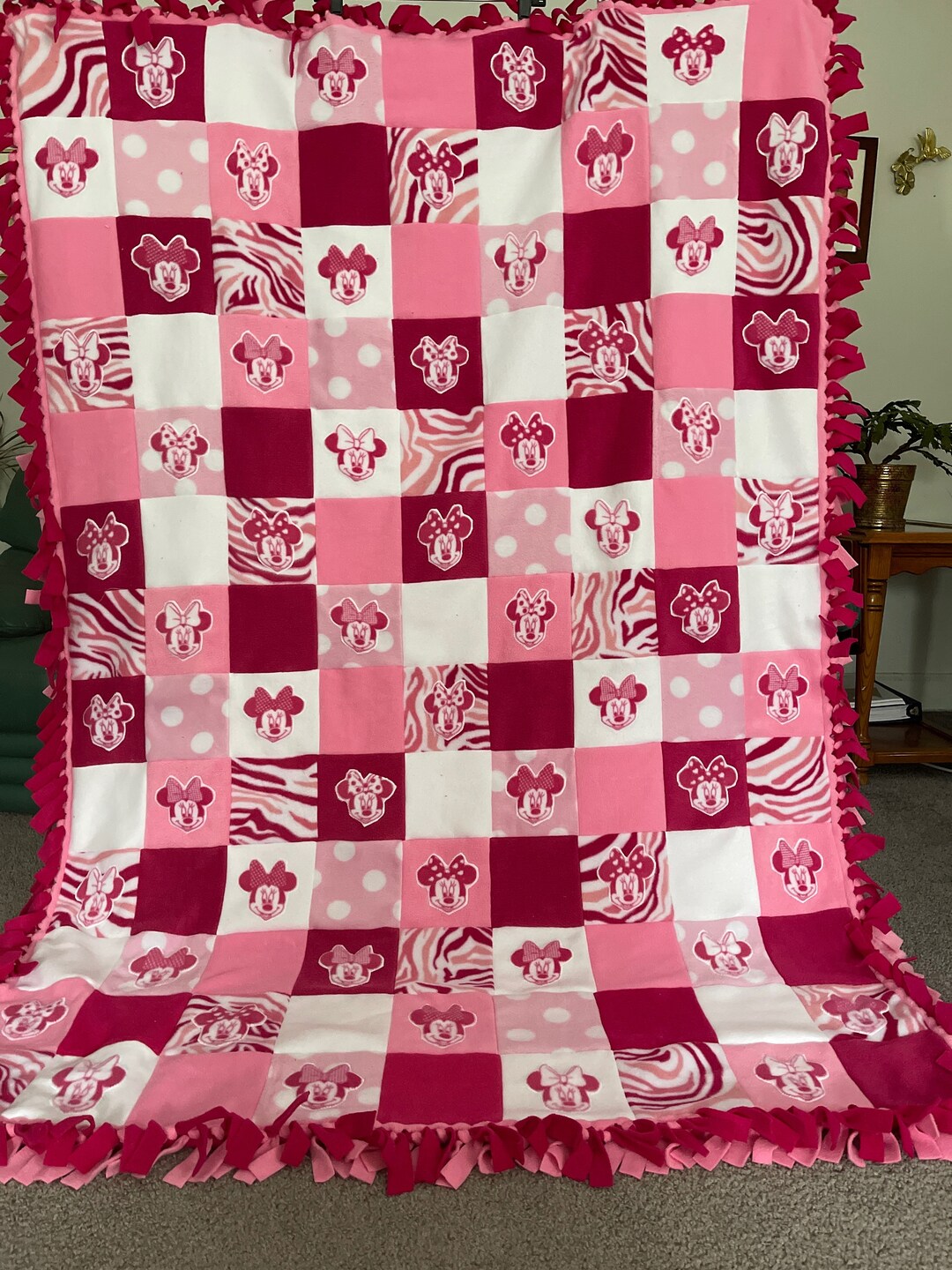 MINNIE MOUSE PATCHWORK Fleece Blanket - Etsy