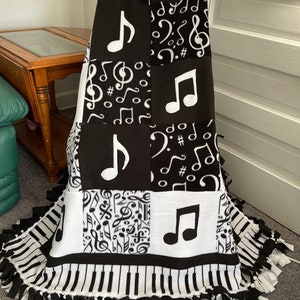 MUSIC NOTES FLEECE Blanket - Etsy